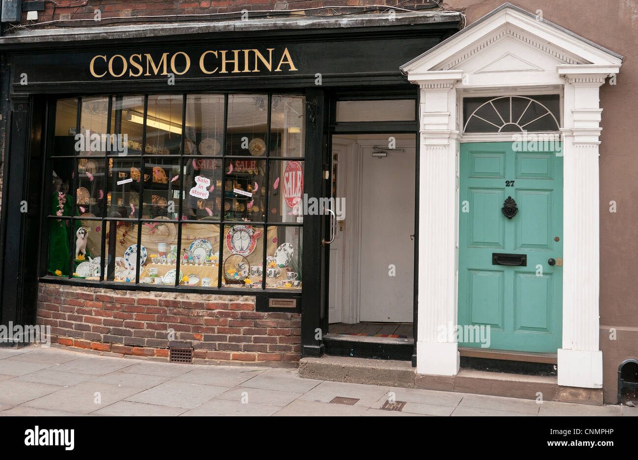 Bow window hi-res stock photography and images - Alamy