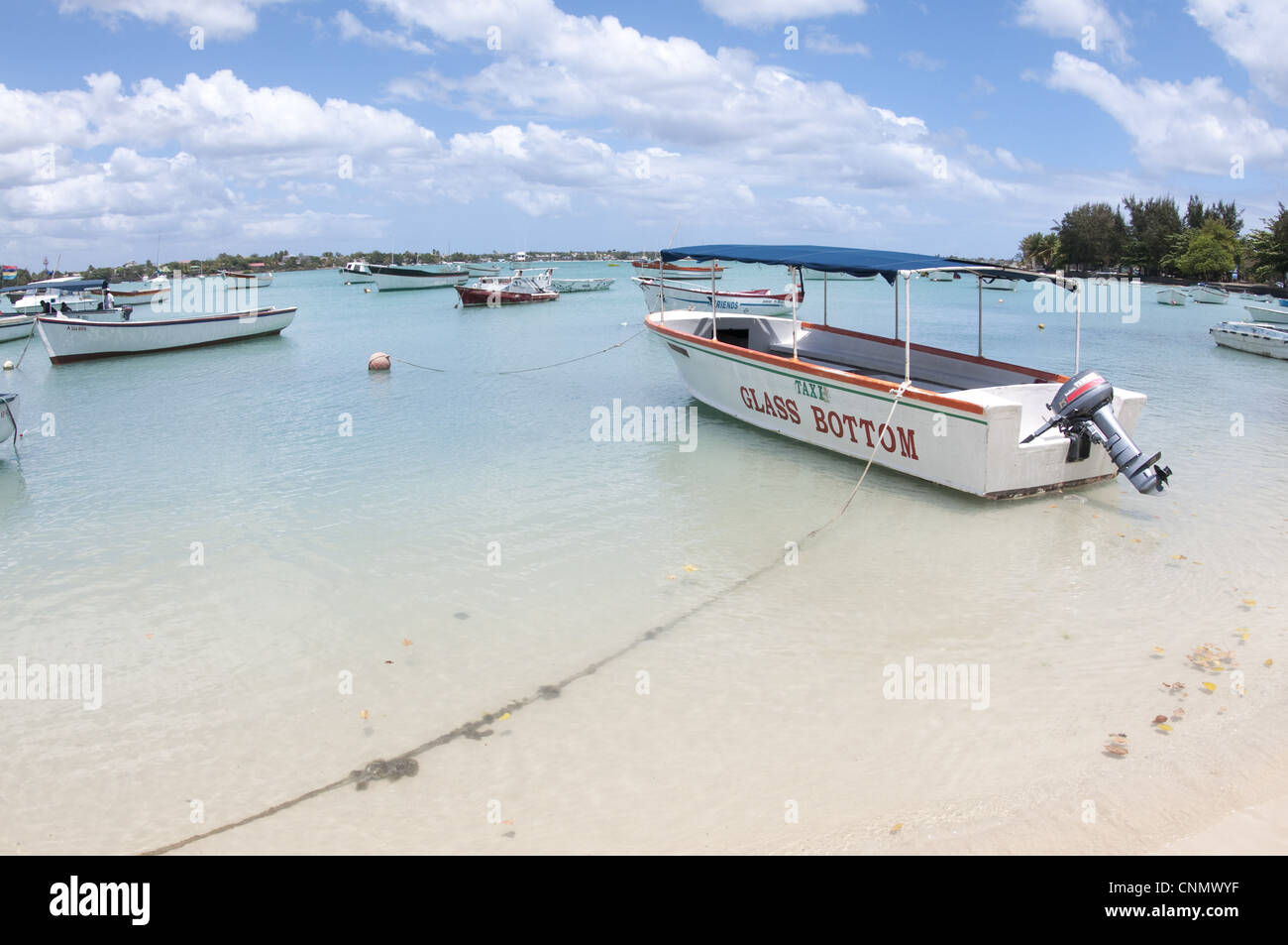 Glass bottom boat mauritius hi-res stock photography and images - Alamy