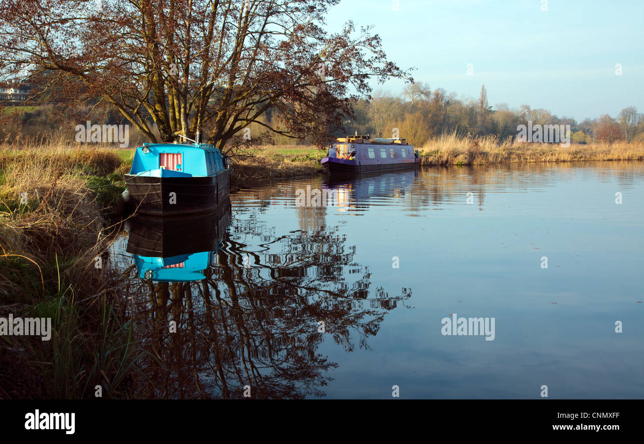 Narrow boats on the River Thames at Shiplake Chilterns Oxfordshire ...