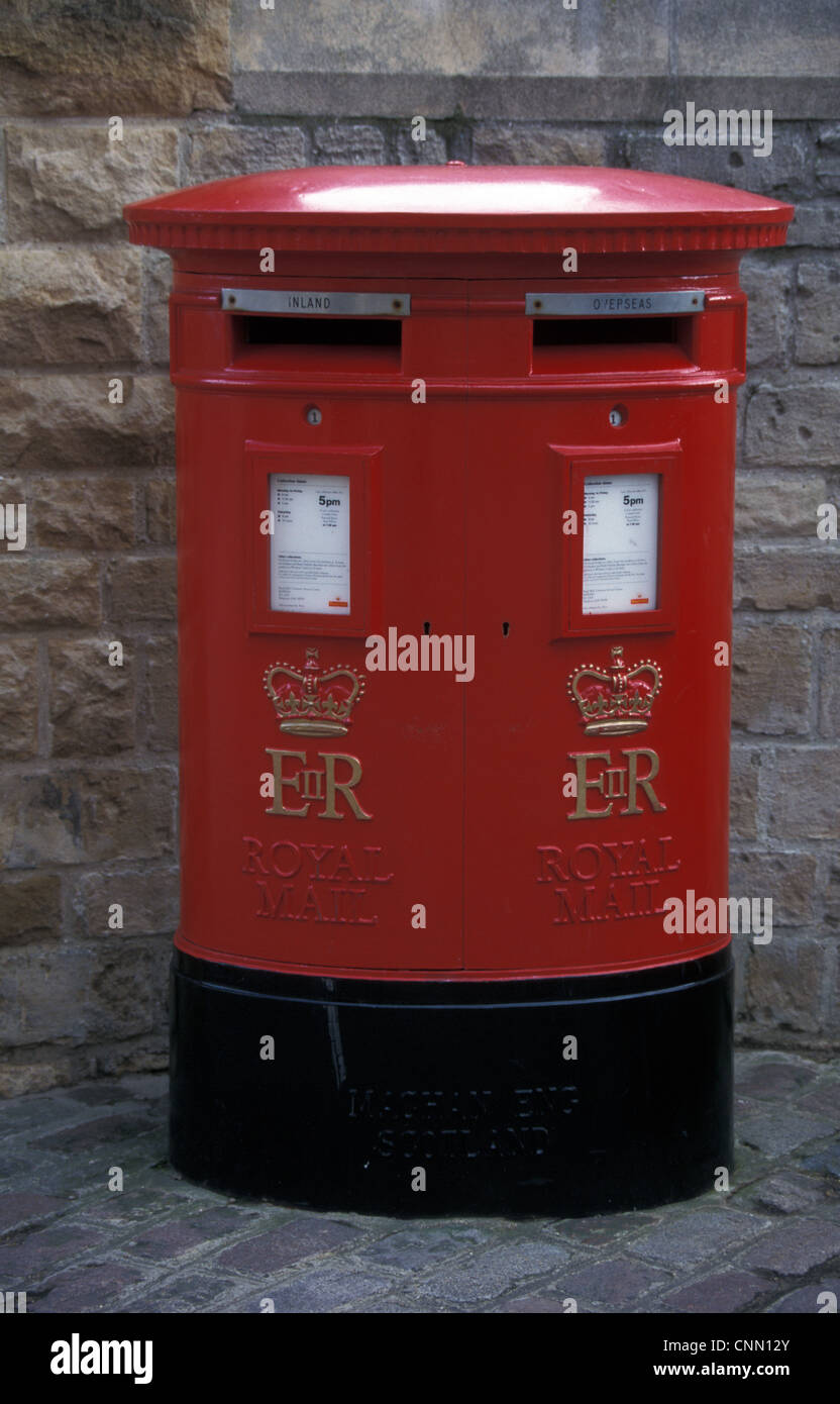 Pillar box hi-res stock photography and images - Alamy