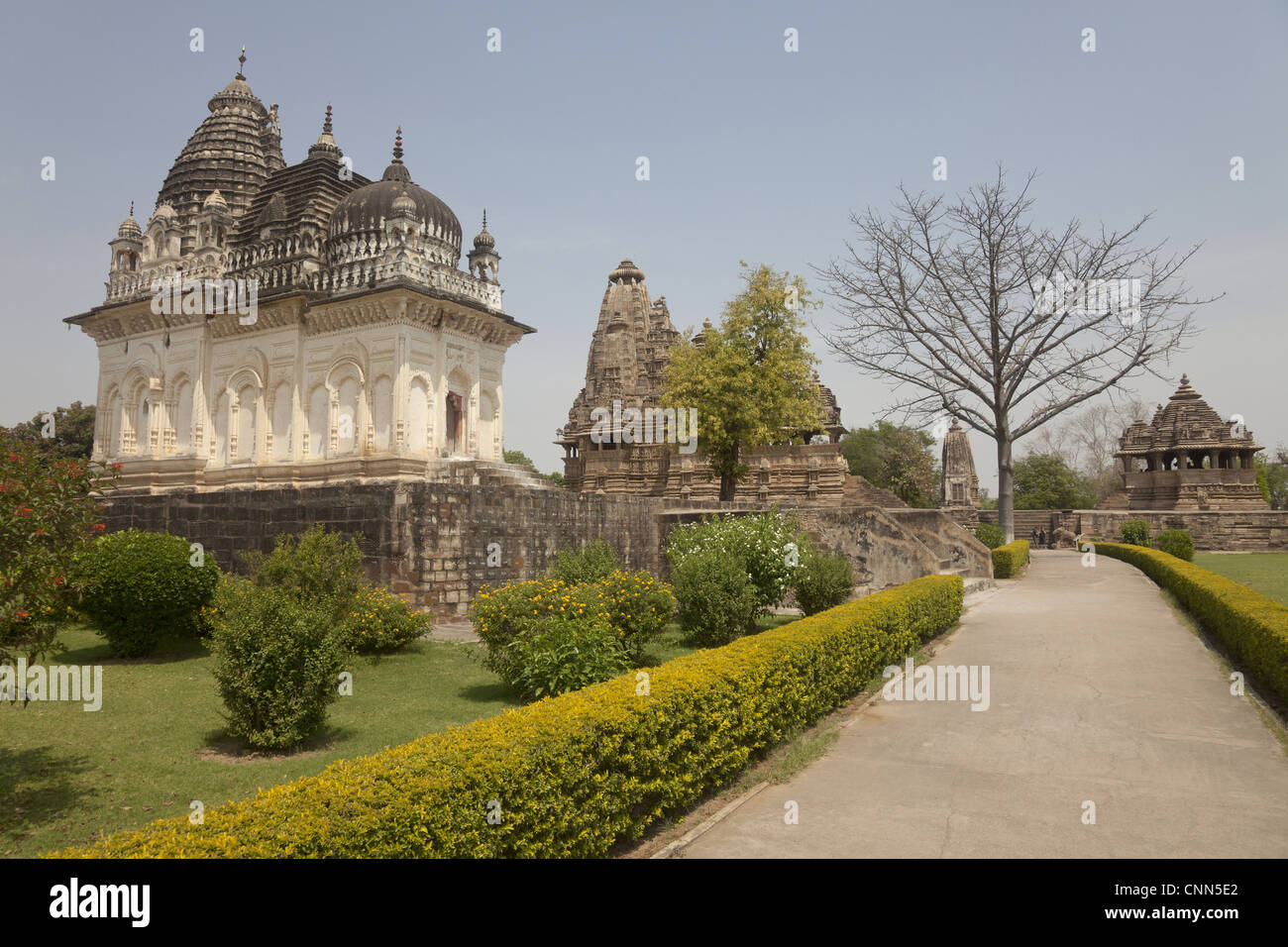 Chandella dynasty temple, Khajuraho, Madhya Pradesh, India Stock Photo ...