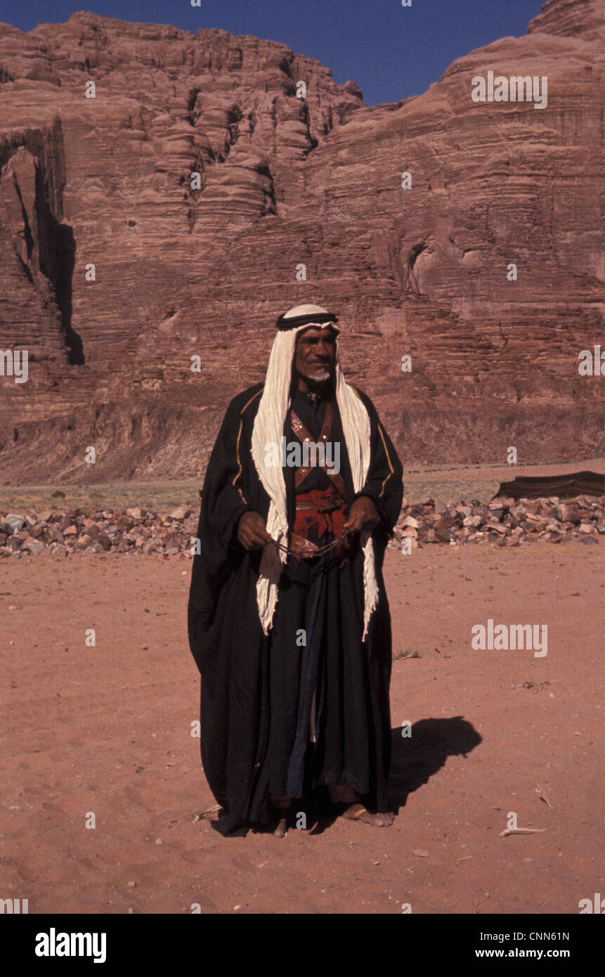 Jordan people beduin sheik wadi rum hi-res stock photography and images ...