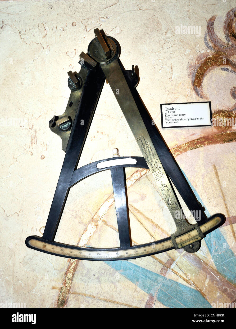 Quadrant (instrument) hi-res stock photography and images - Alamy