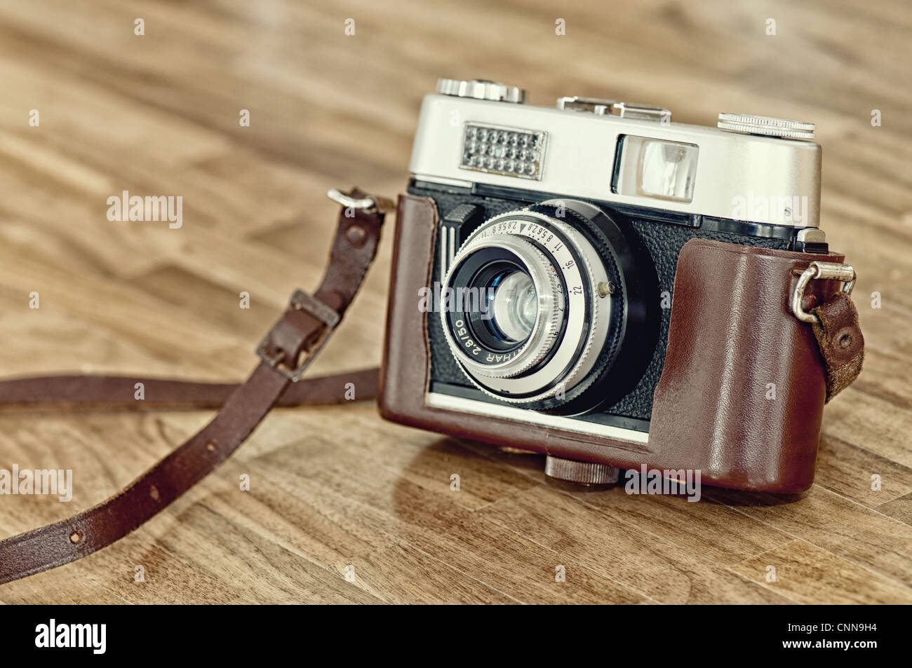 Old fashioned camera viewfinder hi-res stock photography and images - Alamy