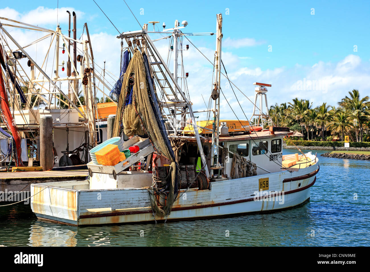 Fishing nets aquaculture hi-res stock photography and images - Alamy