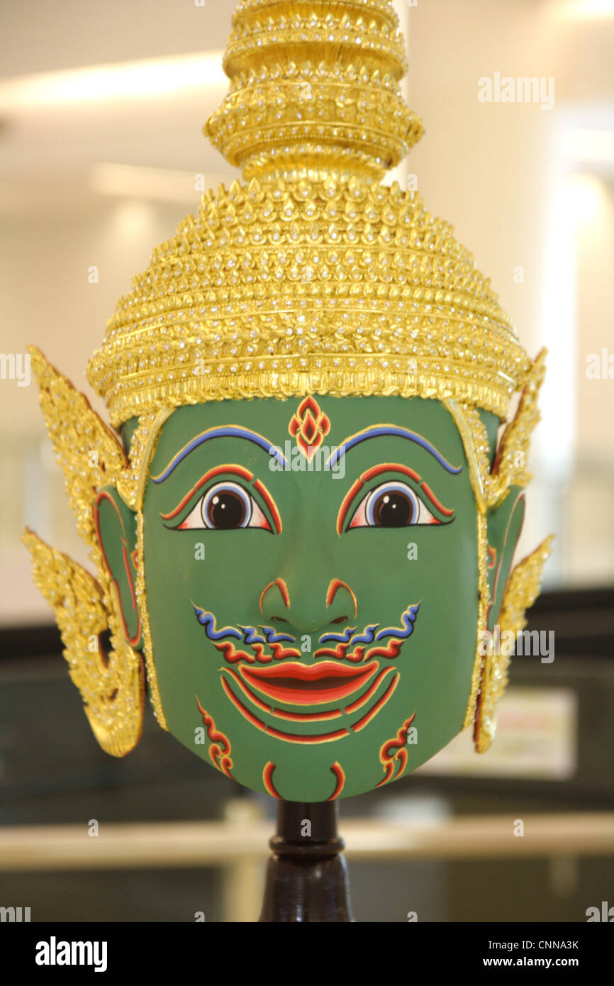 Thai drama Ramayana Mask Stock Photo - Alamy