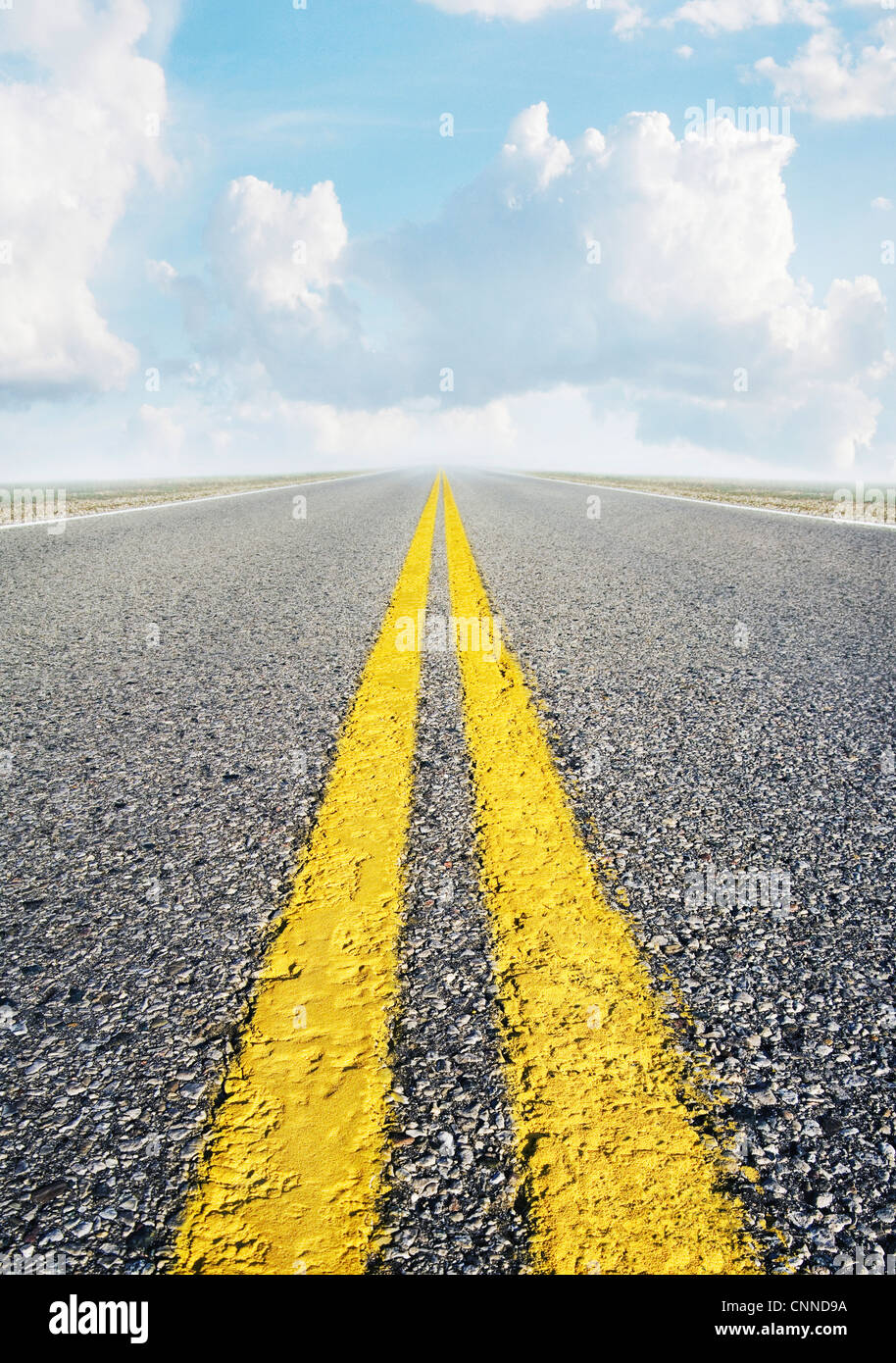 Two lane divided highway hi-res stock photography and images - Alamy