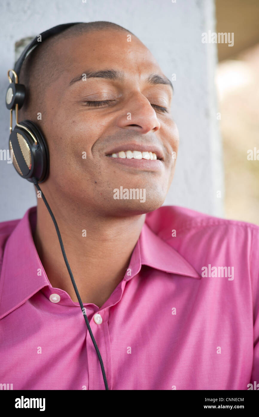 Headshot head shot portrait headphones hi-res stock photography and ...