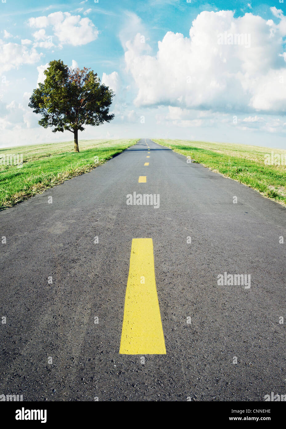 Road one point perspective hi-res stock photography and images - Alamy