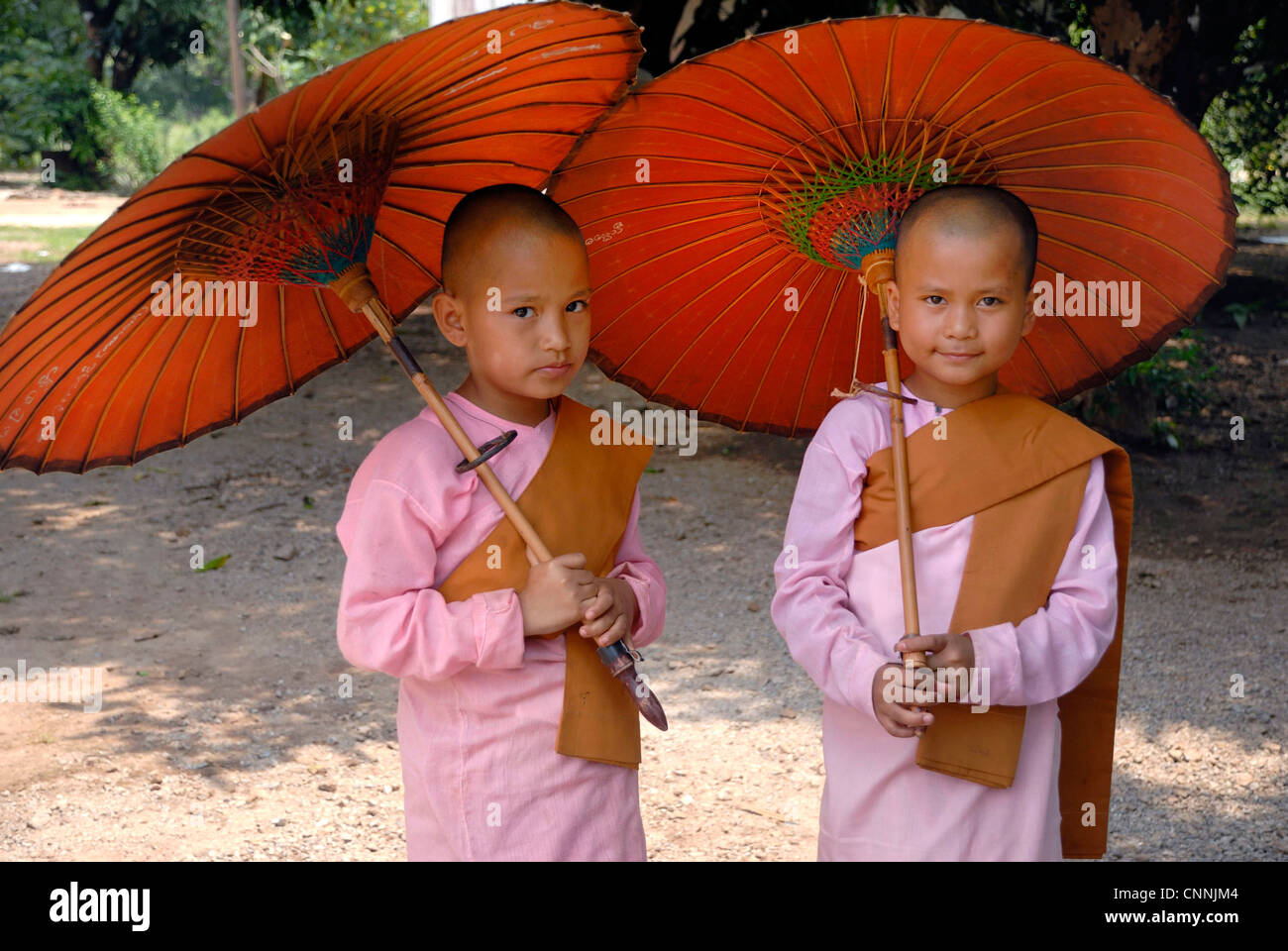 Nuns with children hi-res stock photography and images - Alamy