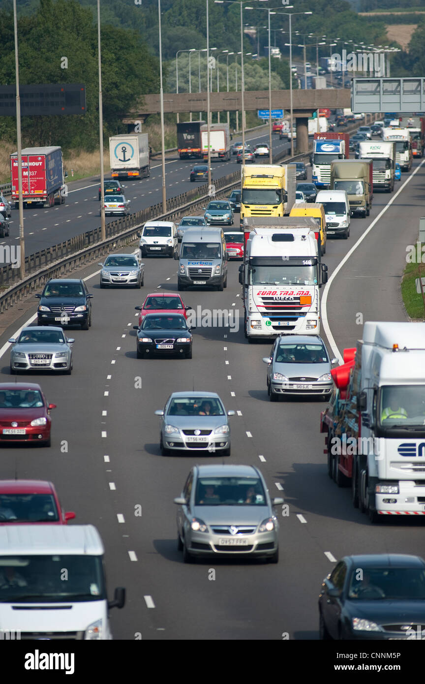 Heavy hauliers hi-res stock photography and images - Alamy