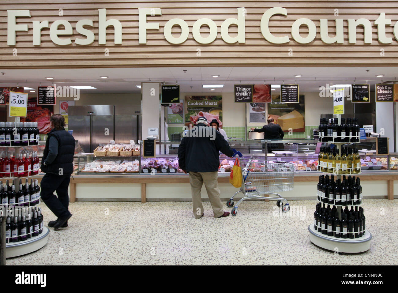 TESCO SUPERMARKET IN BALDOCK HERTFORDSHIRE Stock Photo - Alamy