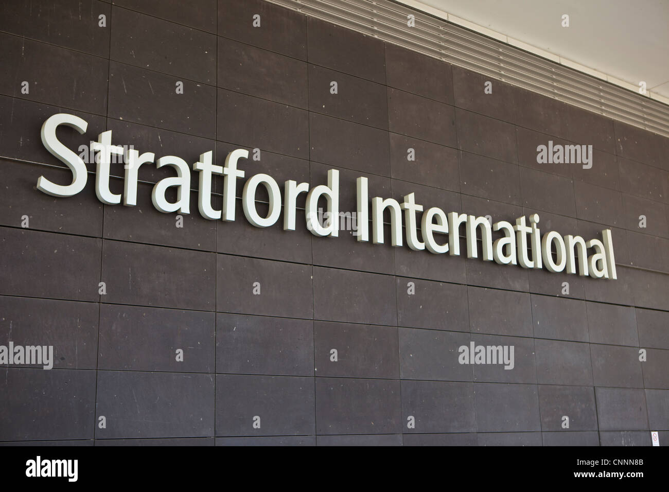 Stratford International station, Overhead and DLR Stock Photo - Alamy