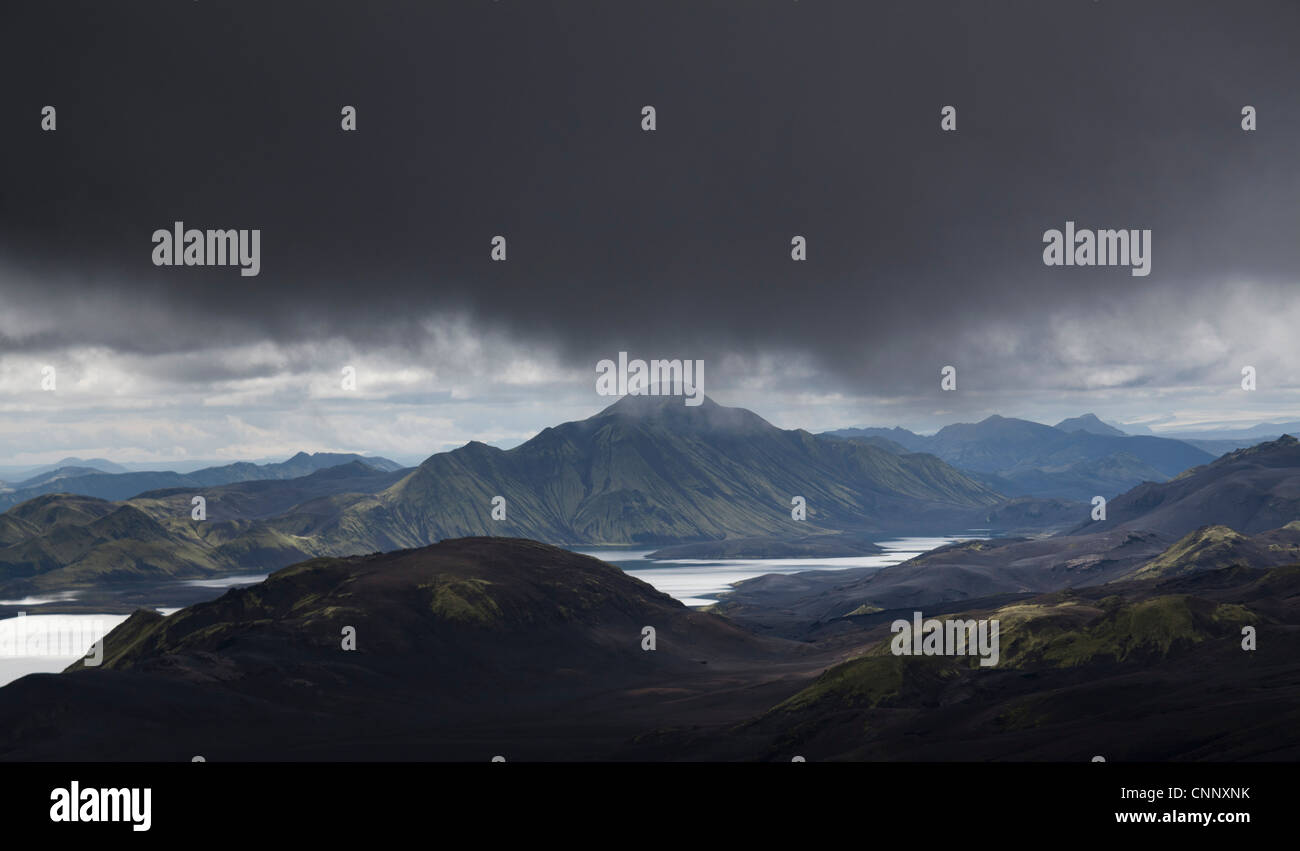 Looming over hi-res stock photography and images - Alamy