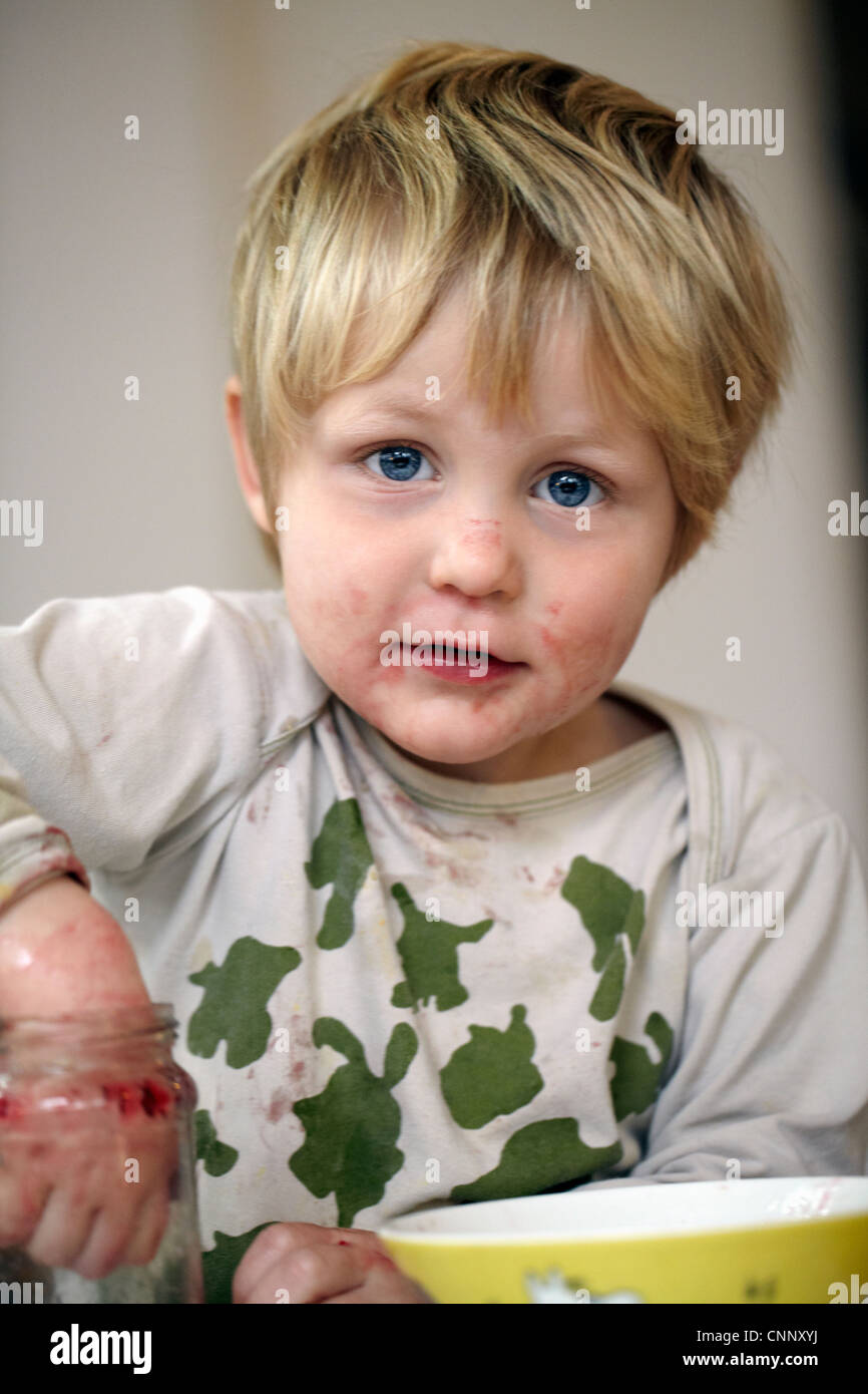 Boy eating jam hi-res stock photography and images - Alamy
