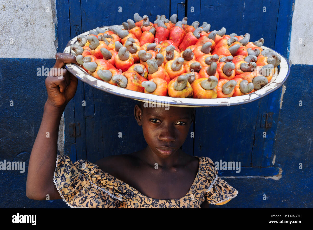 Cashew on street market hi-res stock photography and images - Alamy