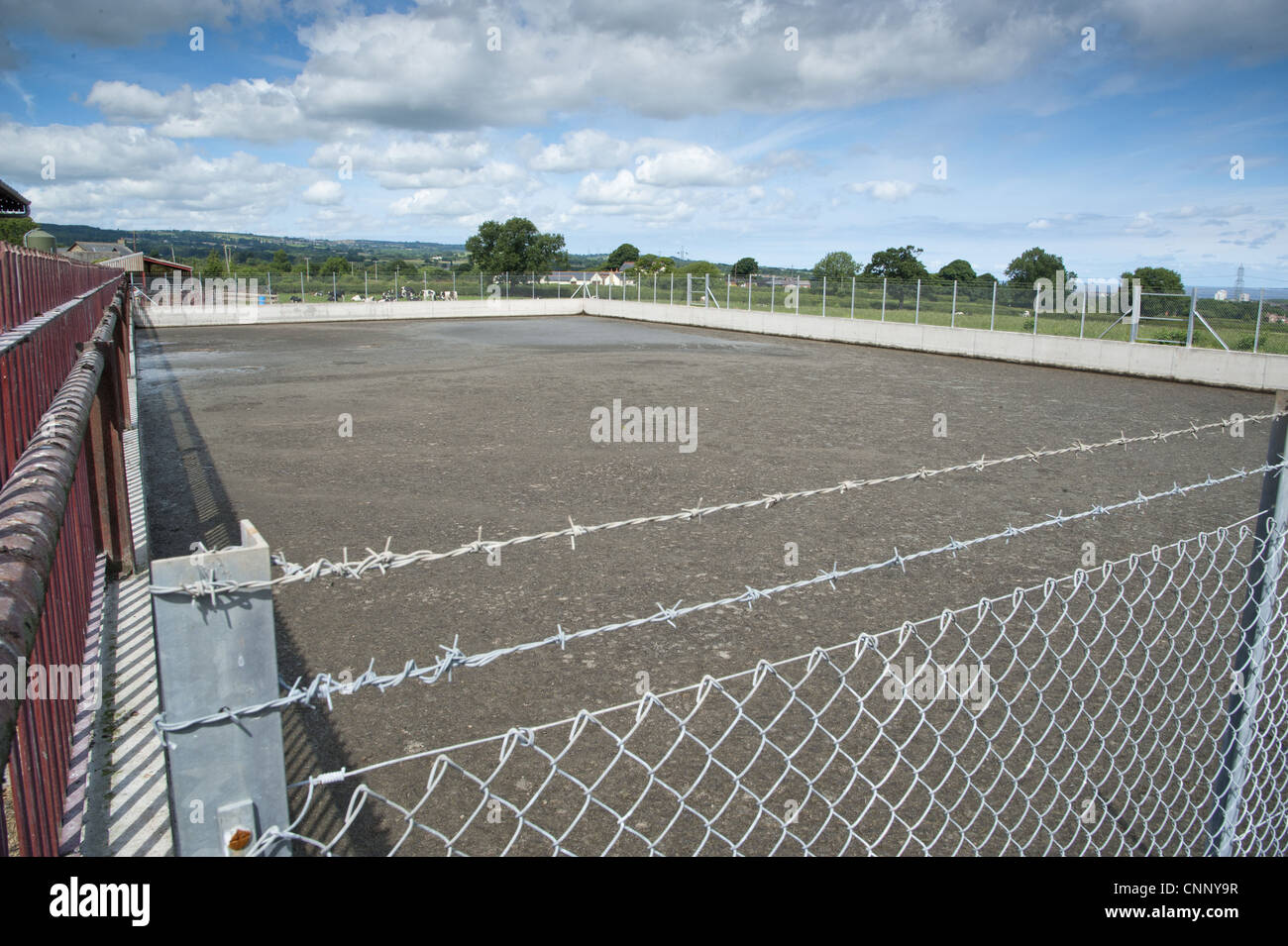 Manure pit hi-res stock photography and images - Alamy