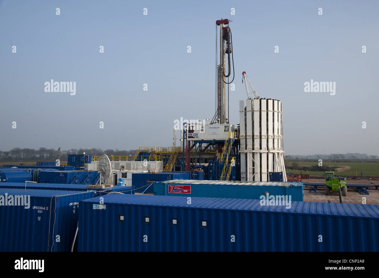 Cuadrilla shale gas drilling rig drilling hole before service rig ...