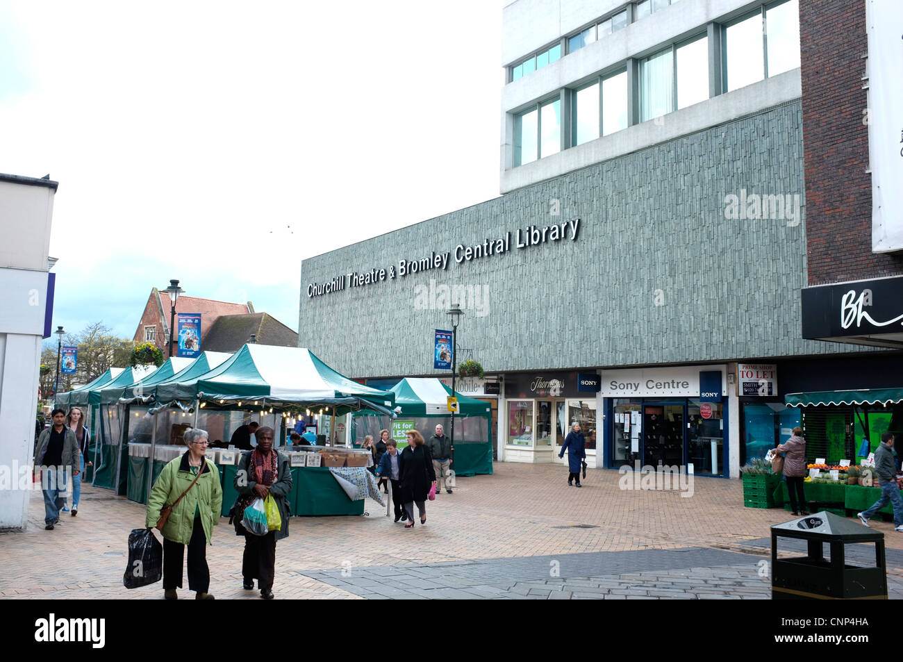 town of bromley kent high street uk 2012 Stock Photo - Alamy