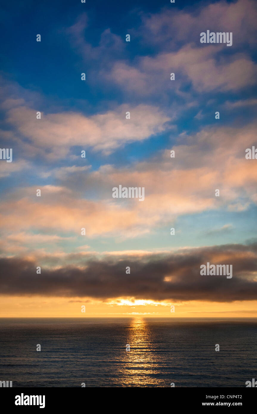 Sunset over Pacific Ocean from North Head Trail at Cape Disappointment ...