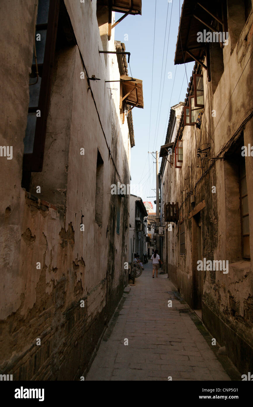 Corridor to nostalgic old town Stock Photo - Alamy