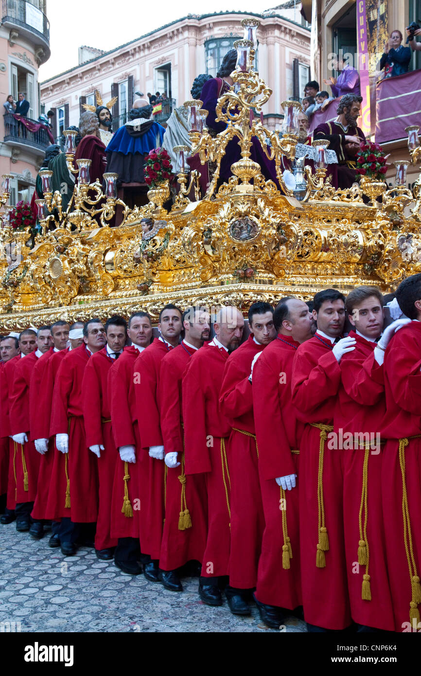 Colorful colourful floats red black hi-res stock photography and images ...