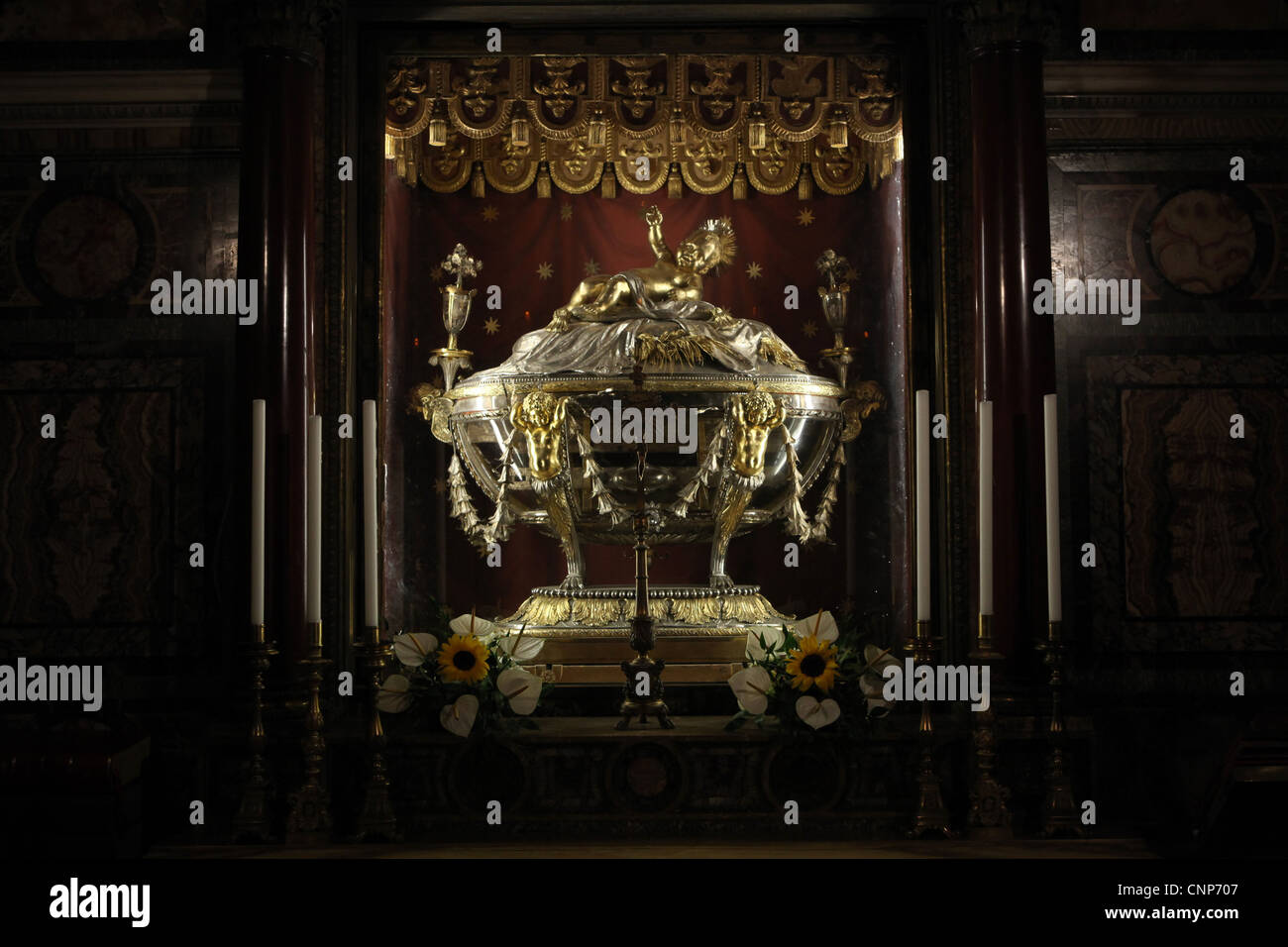Mary major nativity hi-res stock photography and images - Alamy