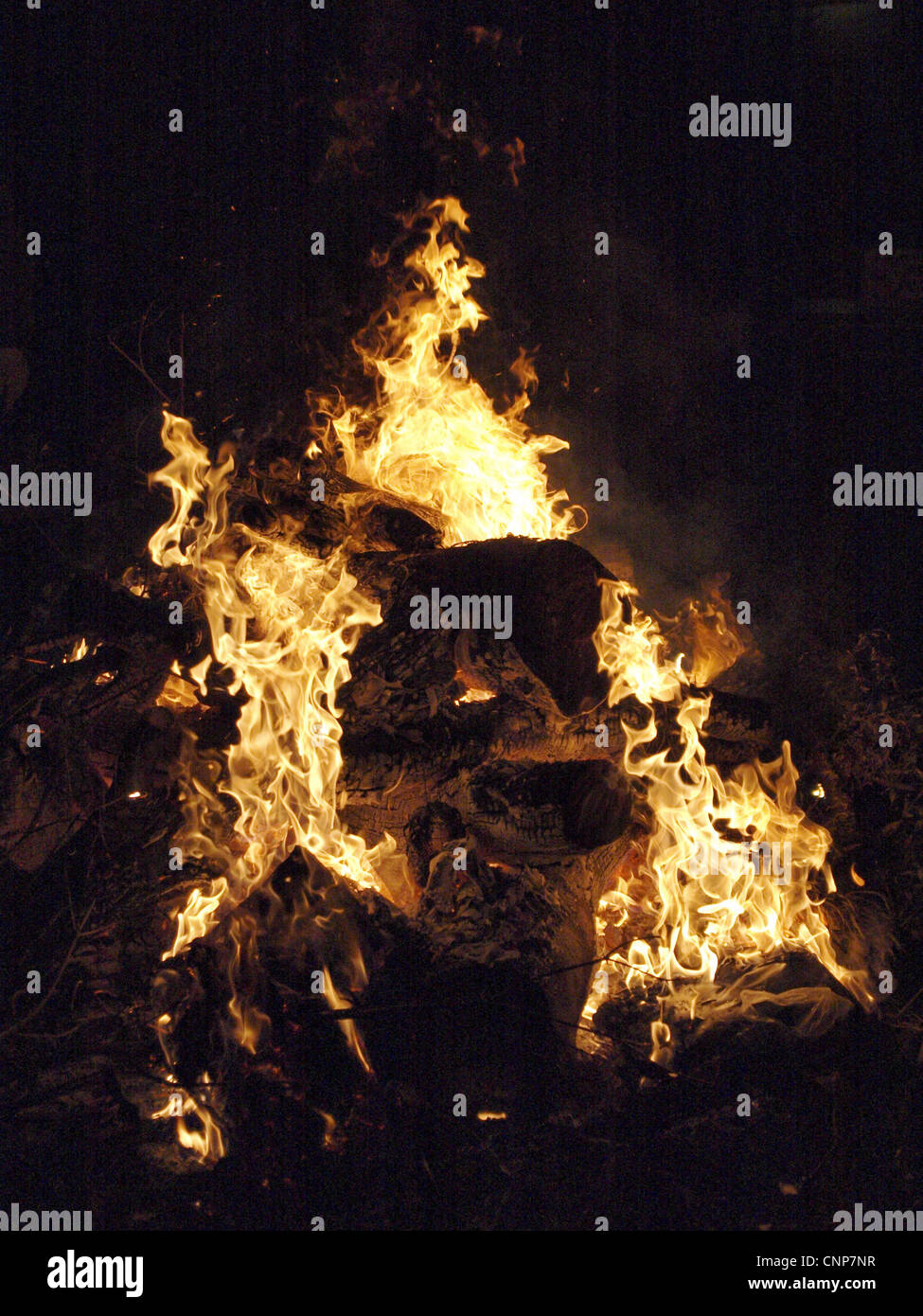 Fire shrine hi-res stock photography and images - Alamy