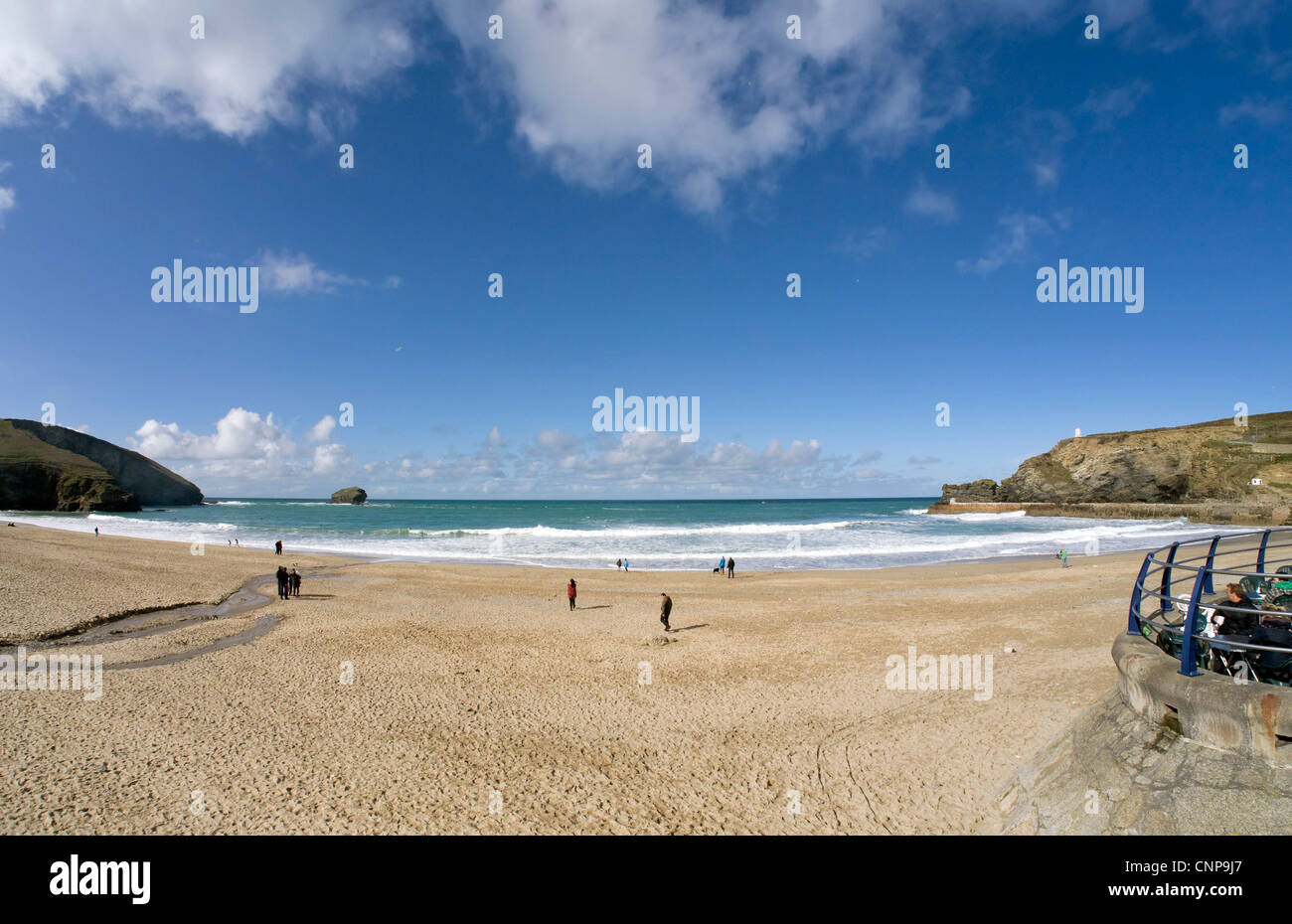 Gull rock portreath hi-res stock photography and images - Alamy