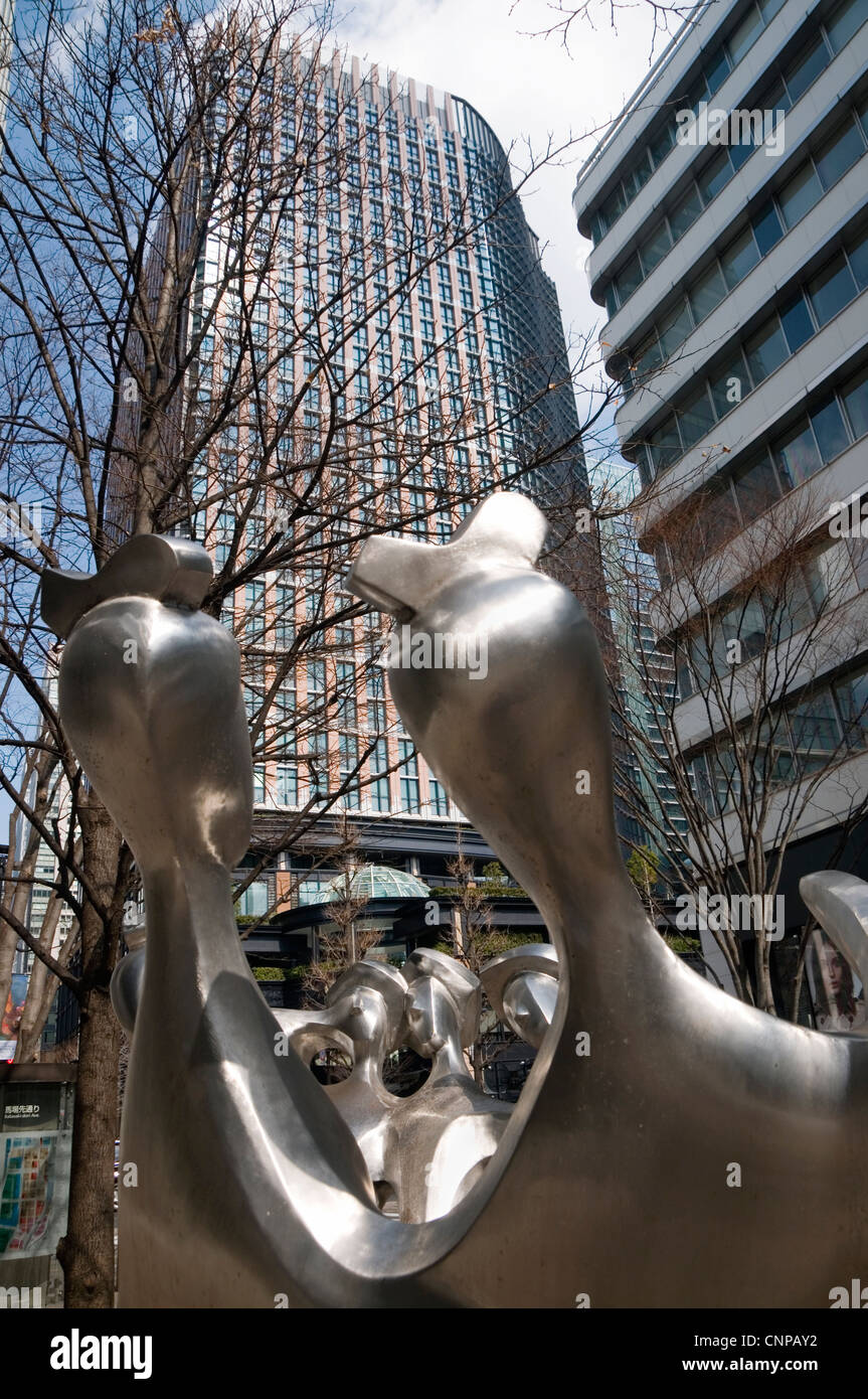 Antiphonal Singing (1990) by the Chinese sculpture Lui Jilin in ...