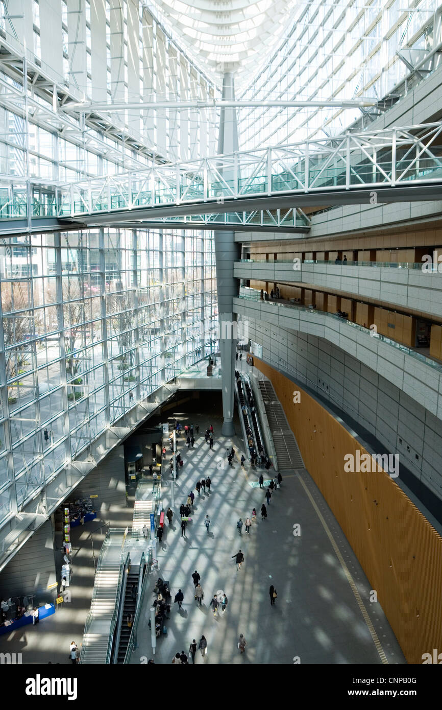 The Glass Building at Tokyo International Forum, 5-1 Marunouchi 3-chome ...