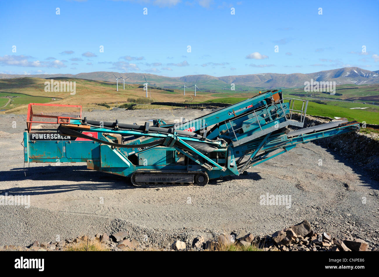 Powerscreen turbo chieftain 1400 mobile hi-res stock photography and ...