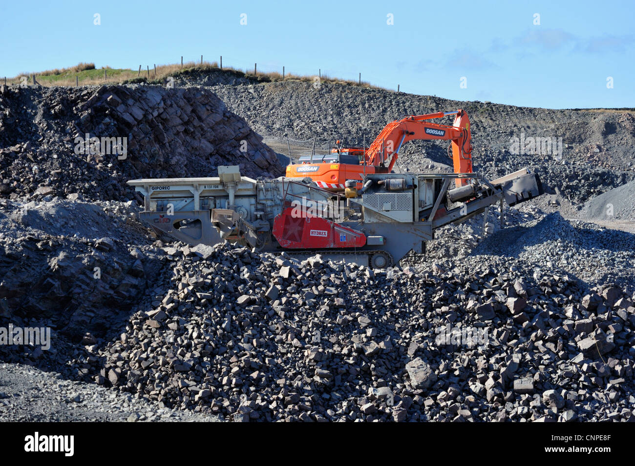 Giporec R 131 FDR mobile tracked impact crusher at Roan Edge Quarry ...