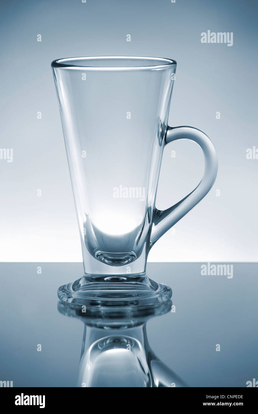 Empty drinking glass tumbler hi-res stock photography and images - Alamy