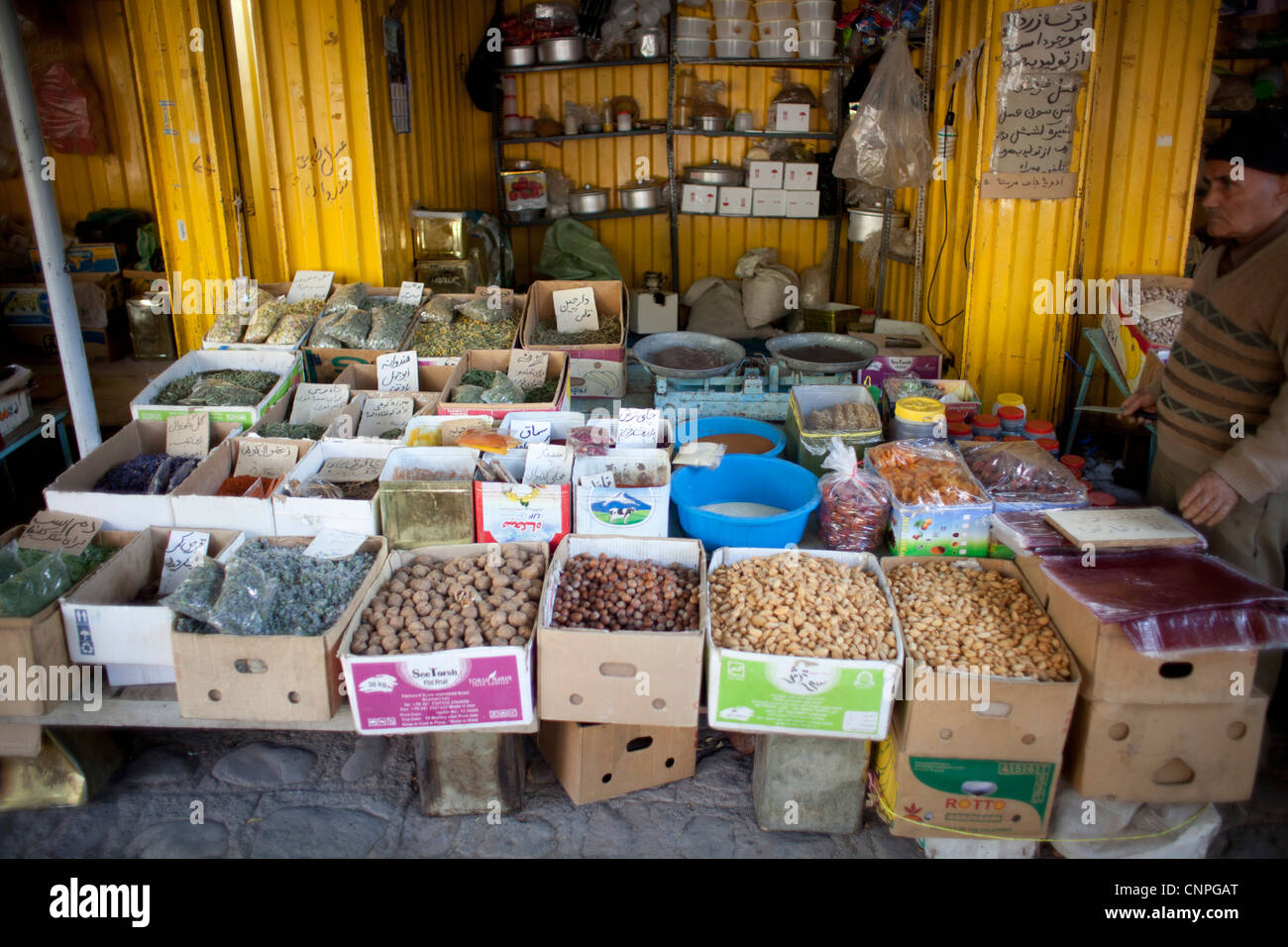 Village tea stall hi-res stock photography and images - Alamy