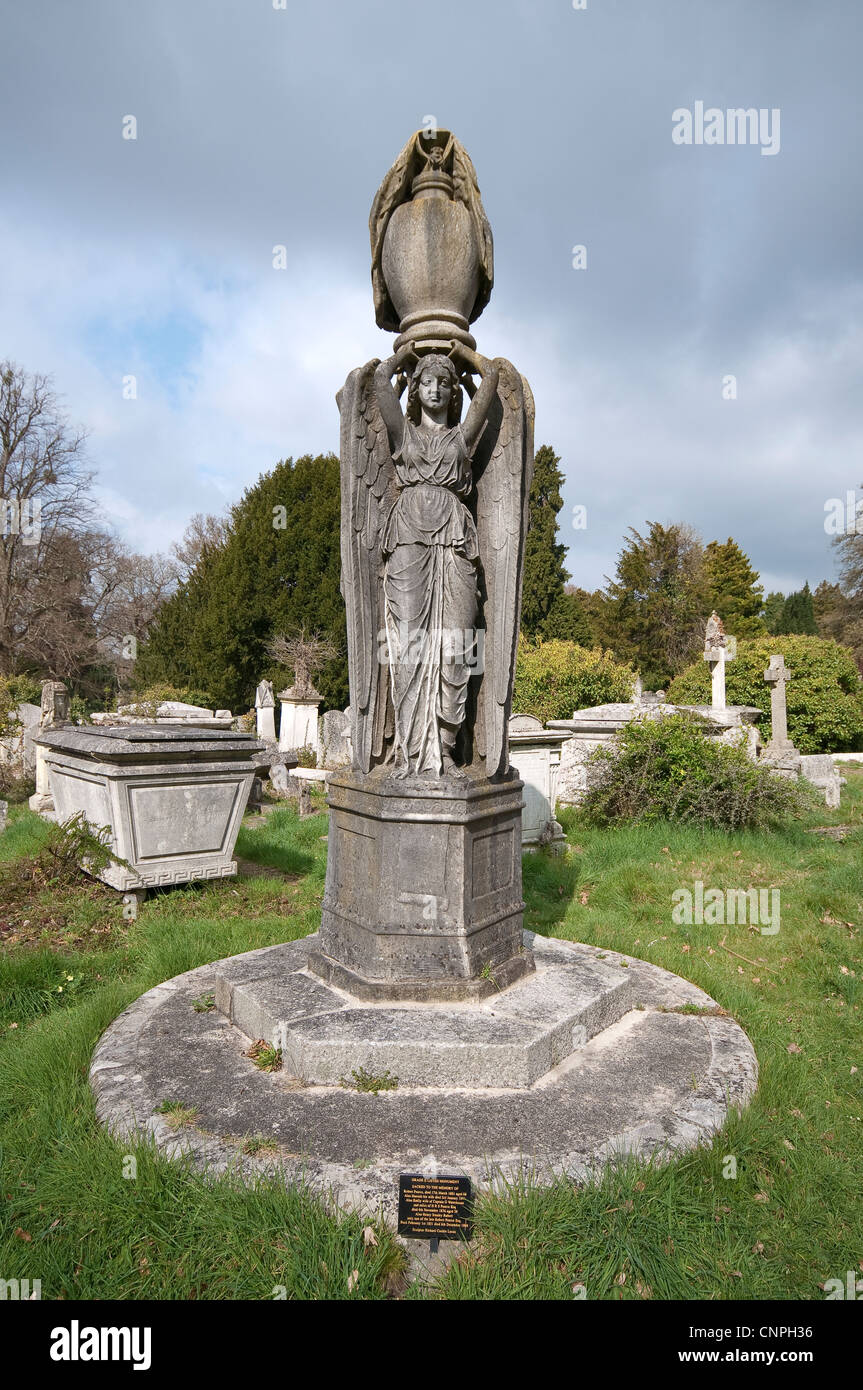 A Grade II listed Monument in Southampton Cemetery Stock Photo - Alamy