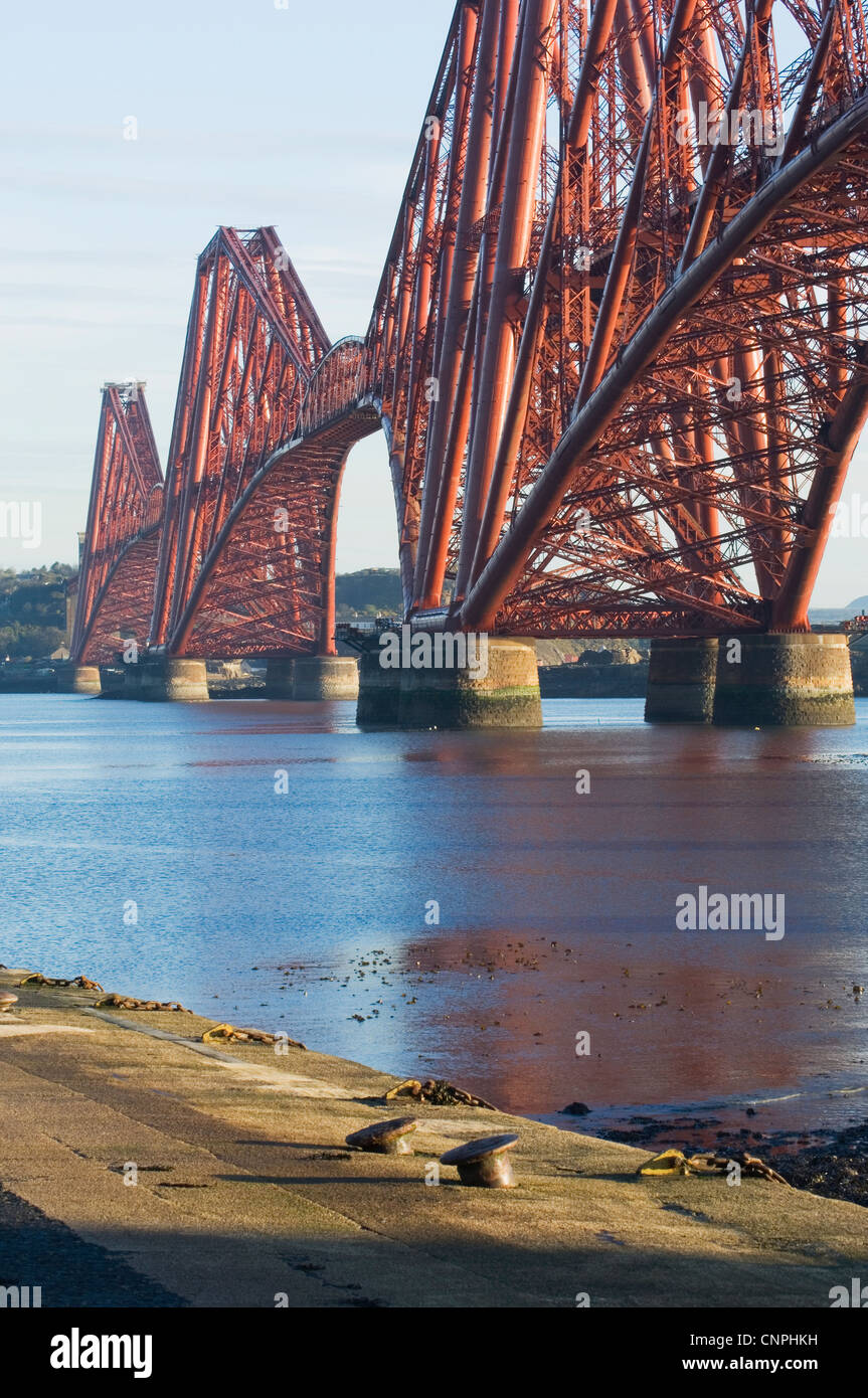 The Forth Rail Bridge, near Edinburgh, Scotland Stock Photo - Alamy