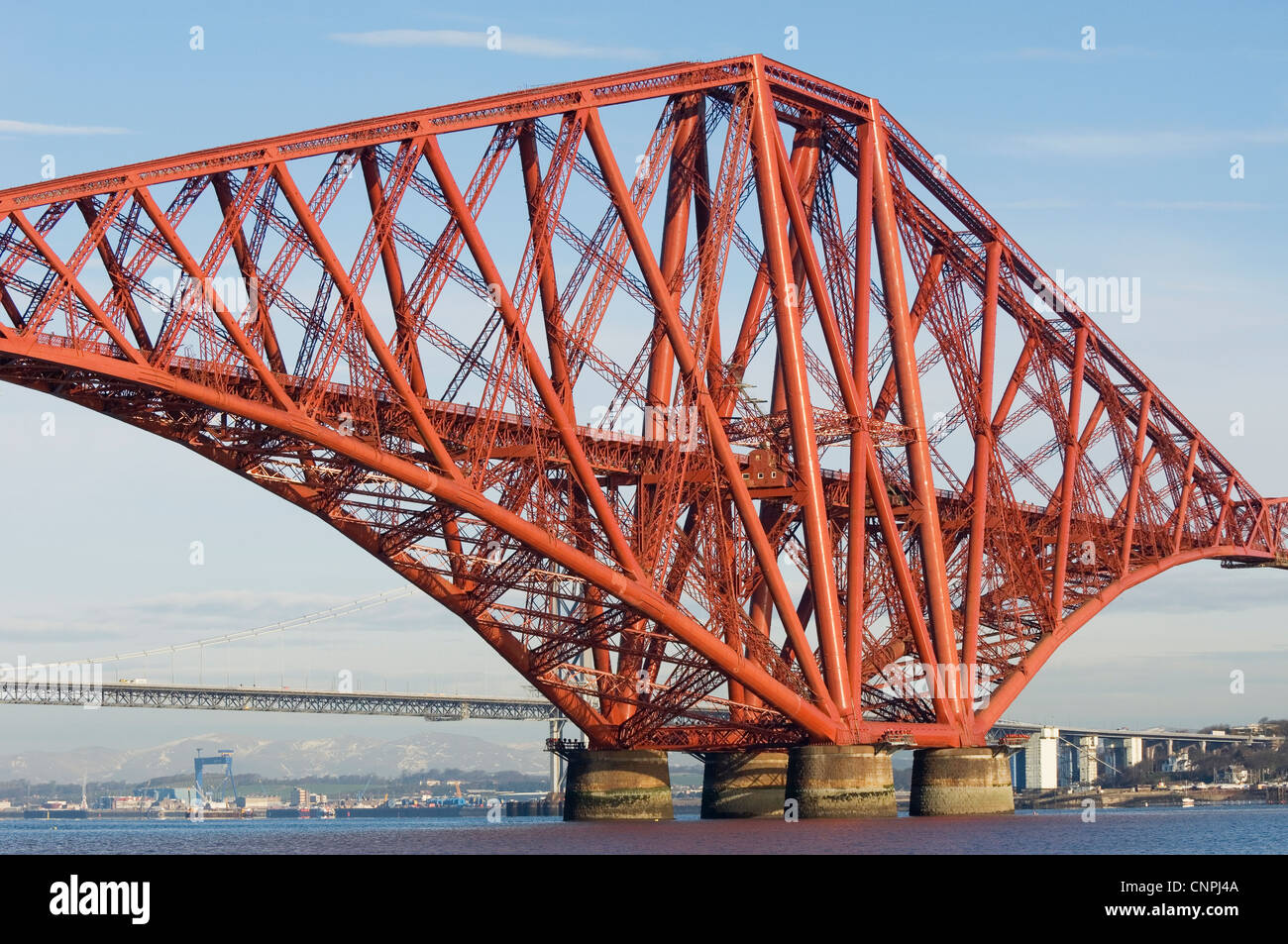 The Forth Rail Bridge, near Edinburgh, Scotland Stock Photo - Alamy