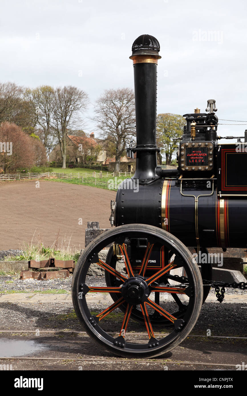 Steam engine with chimney hi-res stock photography and images - Alamy