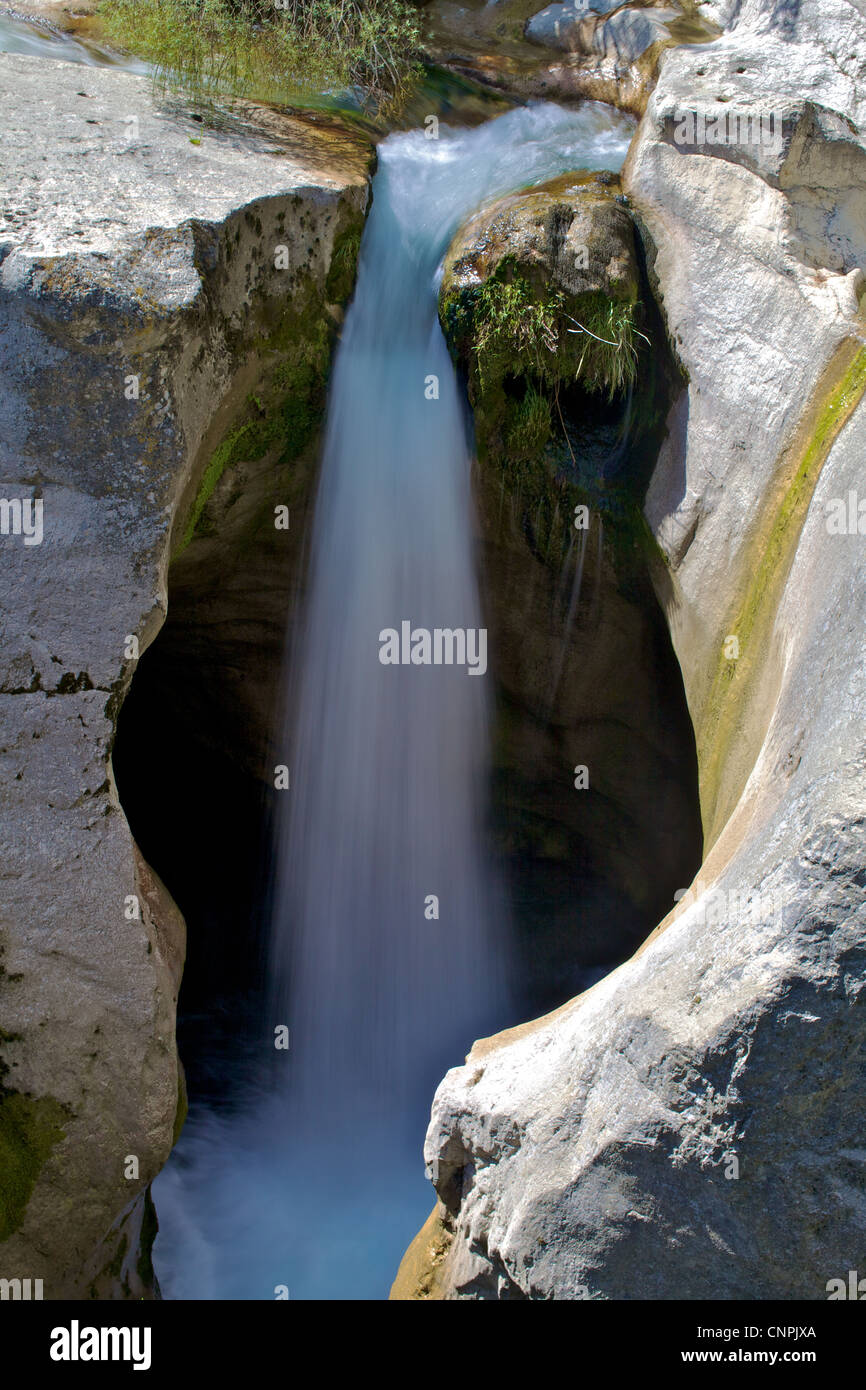 Waters no one has waterfalls hi-res stock photography and images - Alamy