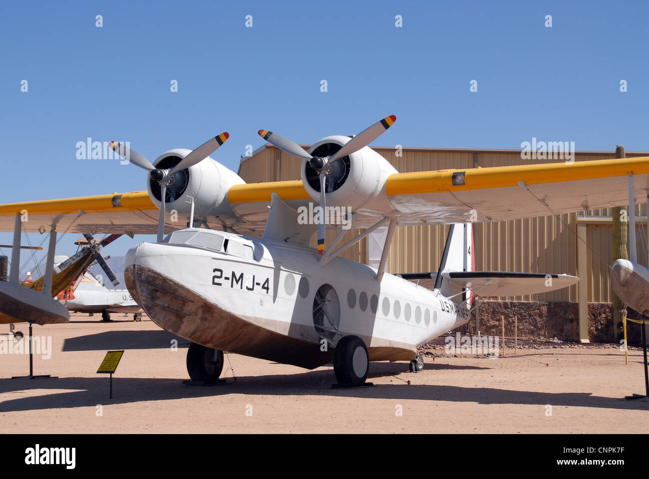 Sikorsky s 43 hi-res stock photography and images - Alamy