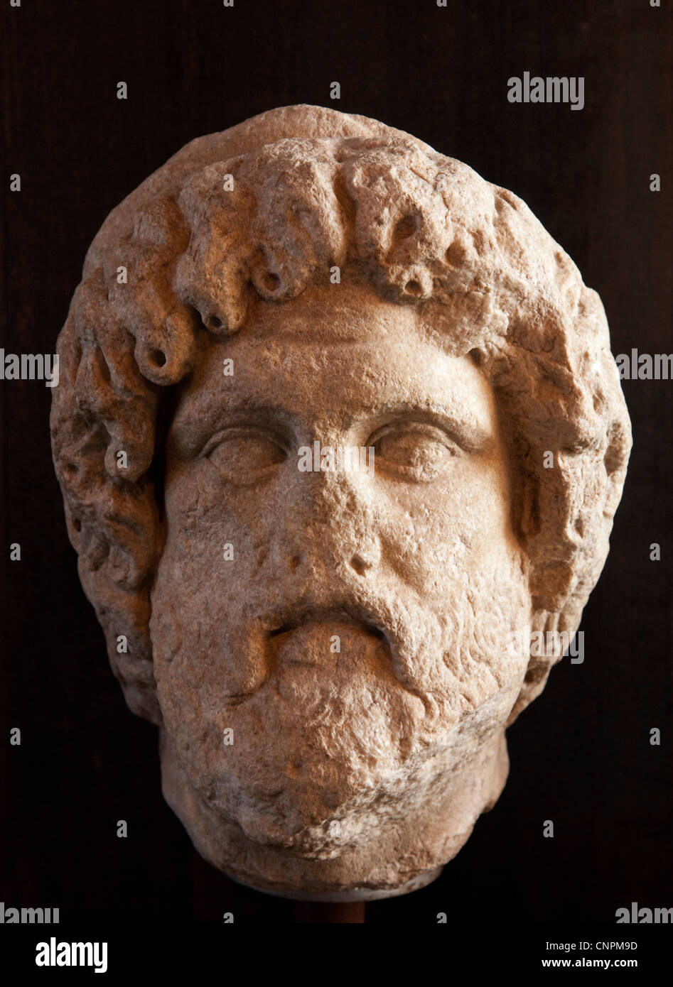 Face carved on stone hi-res stock photography and images - Alamy