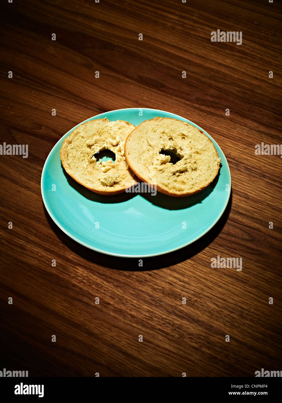 Bagel cut hi-res stock photography and images - Alamy