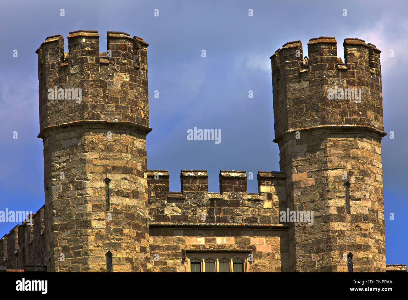 [Leeds Castle] castle [castle wall] [west side] Stock Photo - Alamy