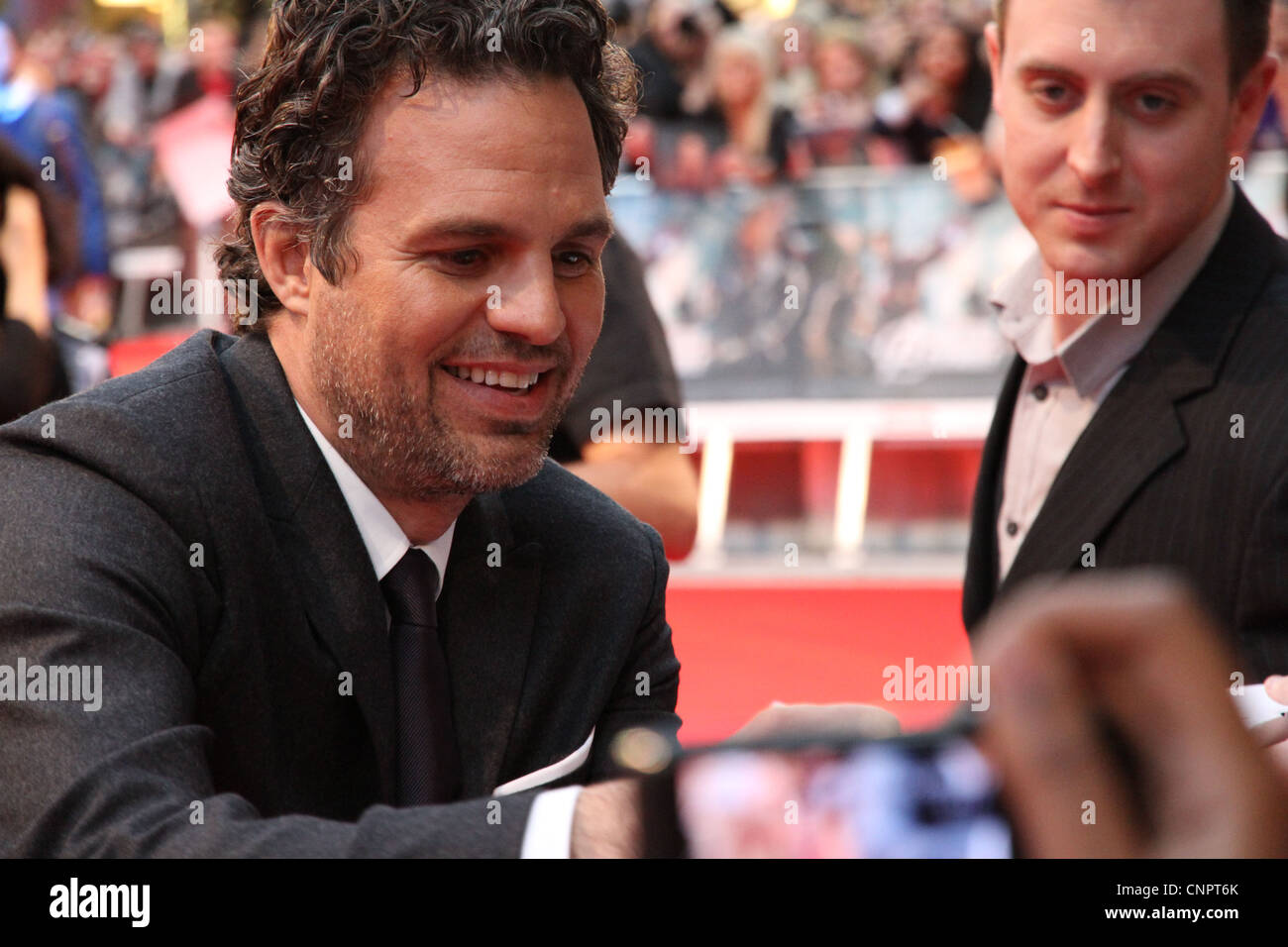 Actor Mark Ruffalo signs autographs and greets the crowd at the ...