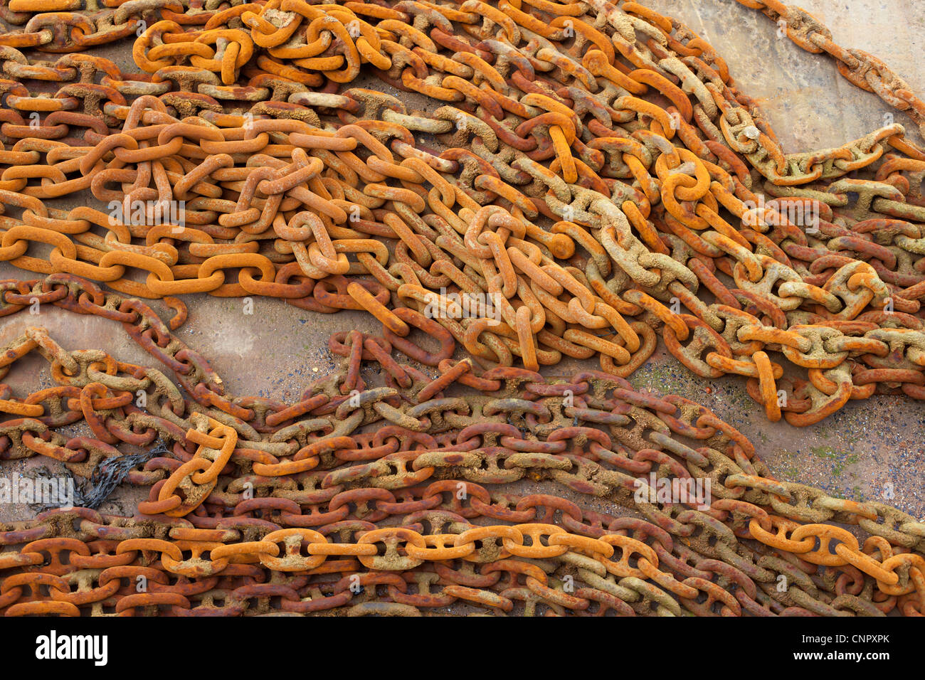 Rusty chains in a harbor in Falmouth Cornwall Stock Photo - Alamy