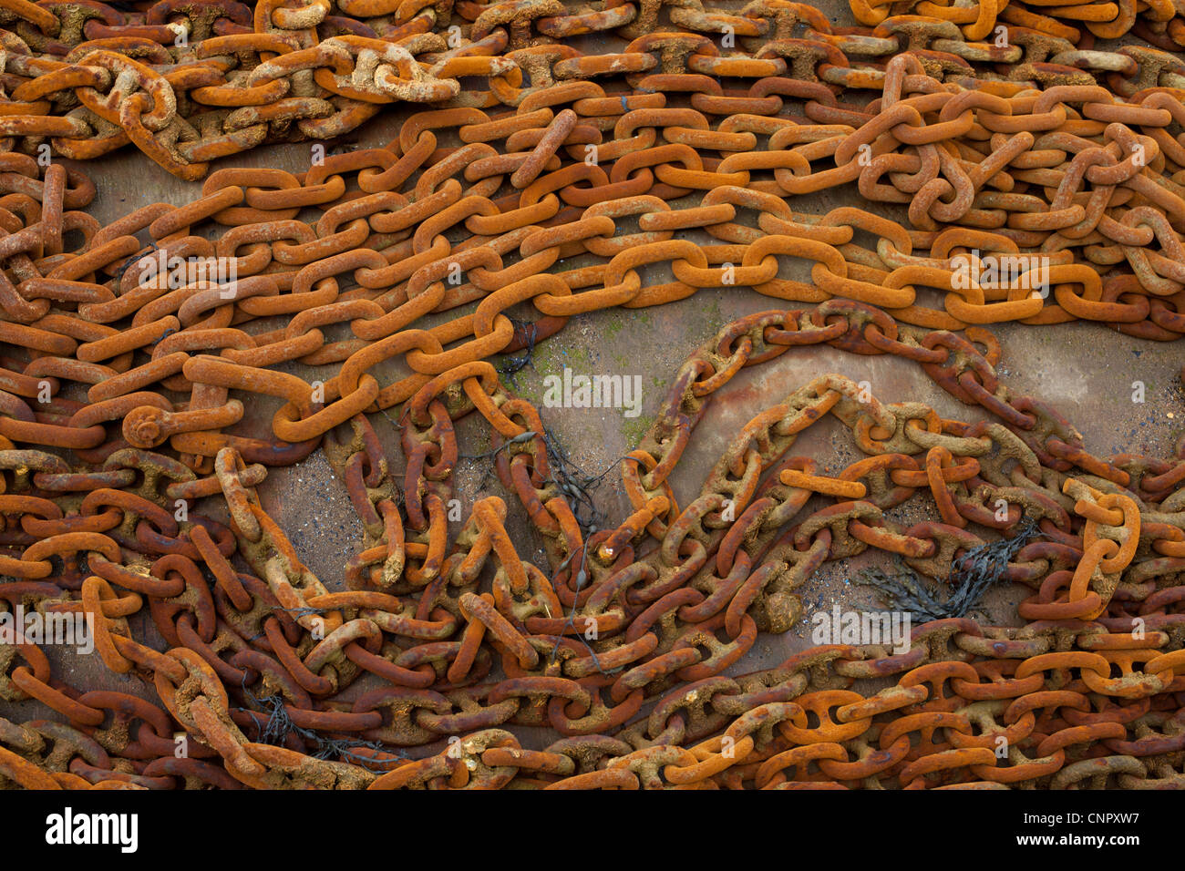Rusty old boat chains hi-res stock photography and images - Alamy