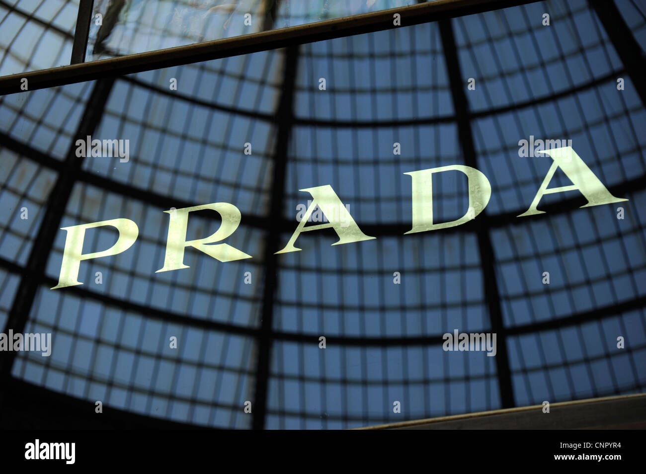 Prada shop. Galleria Vittorio Emanuele II. Milan, Italy Stock Photo - Alamy