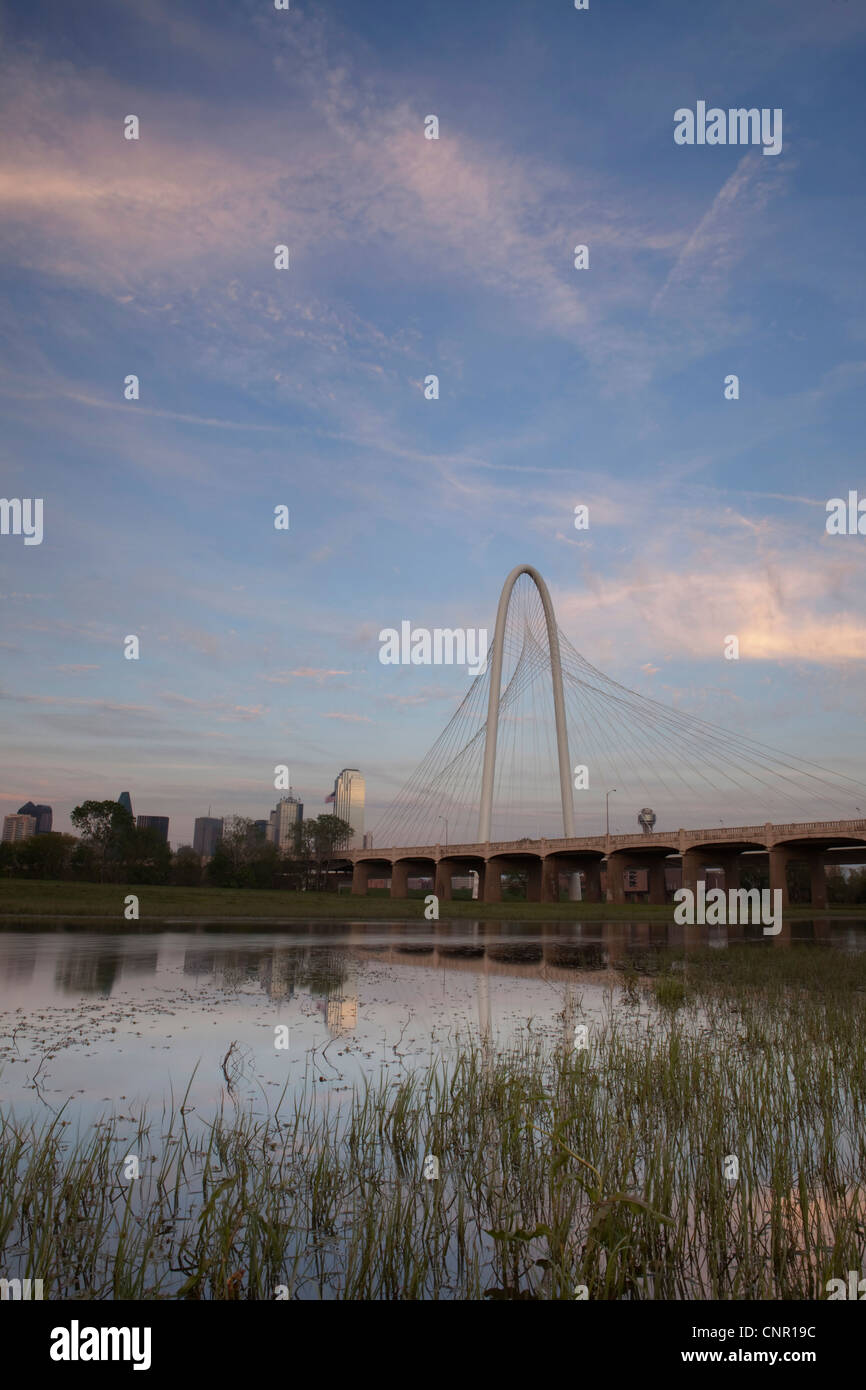 Dallas skyline with Margaret Hunt Hill Bridge at sunset Stock Photo - Alamy