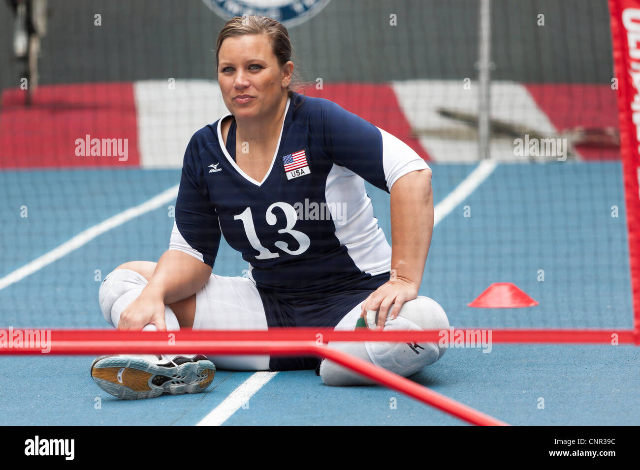 Sitting volleyball women hi-res stock photography and images - Alamy